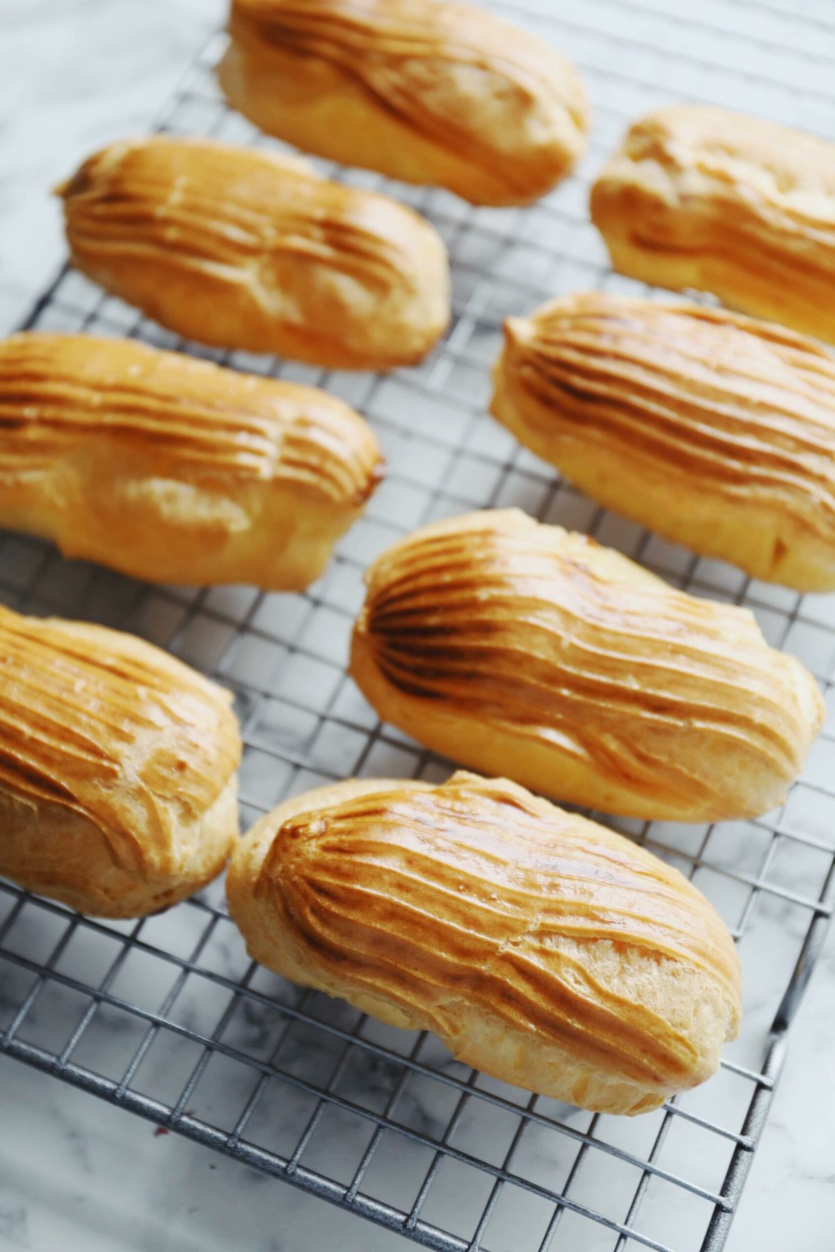 Eclairs - Eclairs med vandbakkelsesdej, vaniljecreme og chokoladeganache
