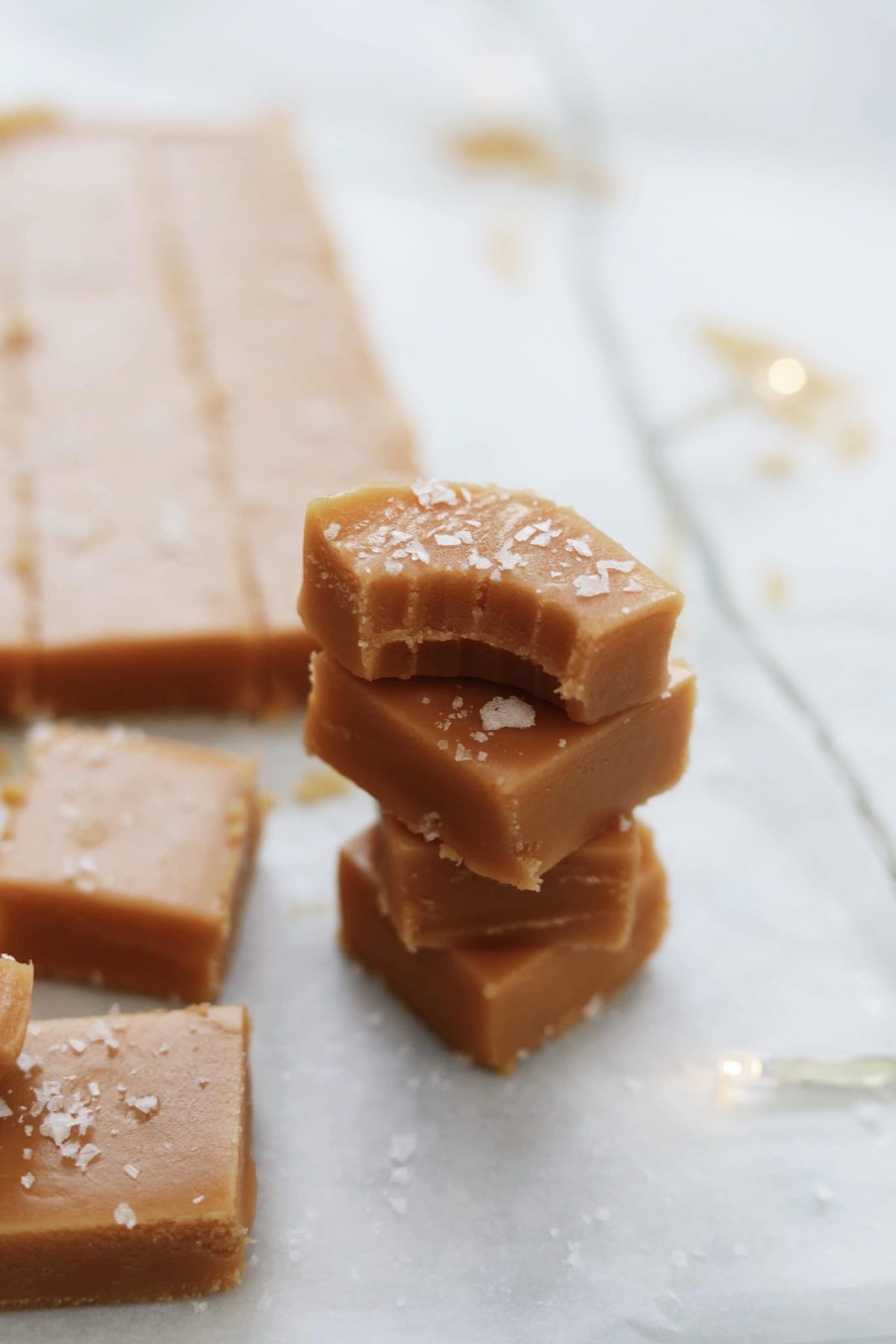 Hjemmelavet Toffifee - Opskrift på nemme hjemmelavede Toffifee