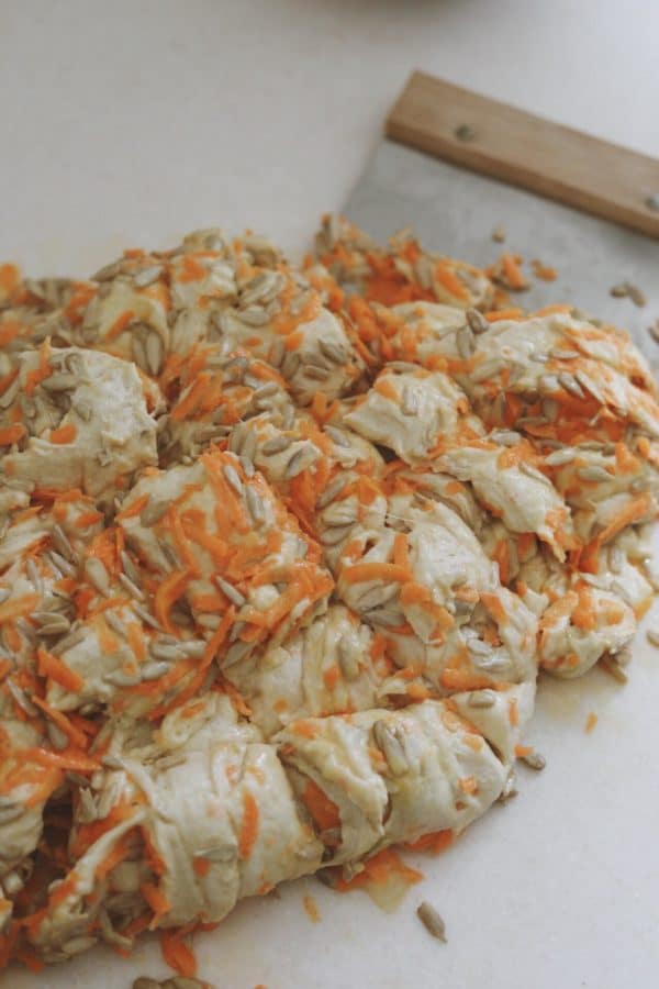 Gulerodsbrud med solsikkekerner - de bedste og blødeste gulerodsbrud