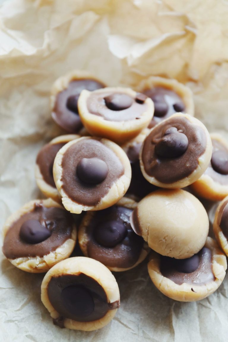 Hjemmelavet Toffifee - Opskrift på nemme hjemmelavede Toffifee