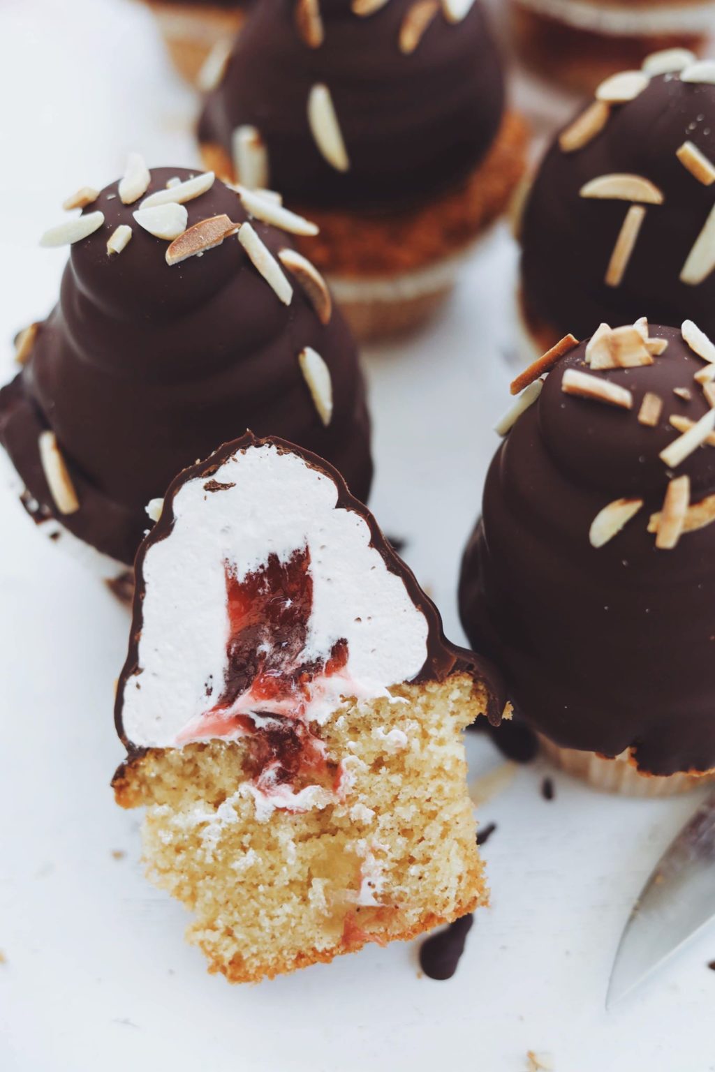 Hjemmelavet Toffifee - Opskrift på nemme hjemmelavede Toffifee