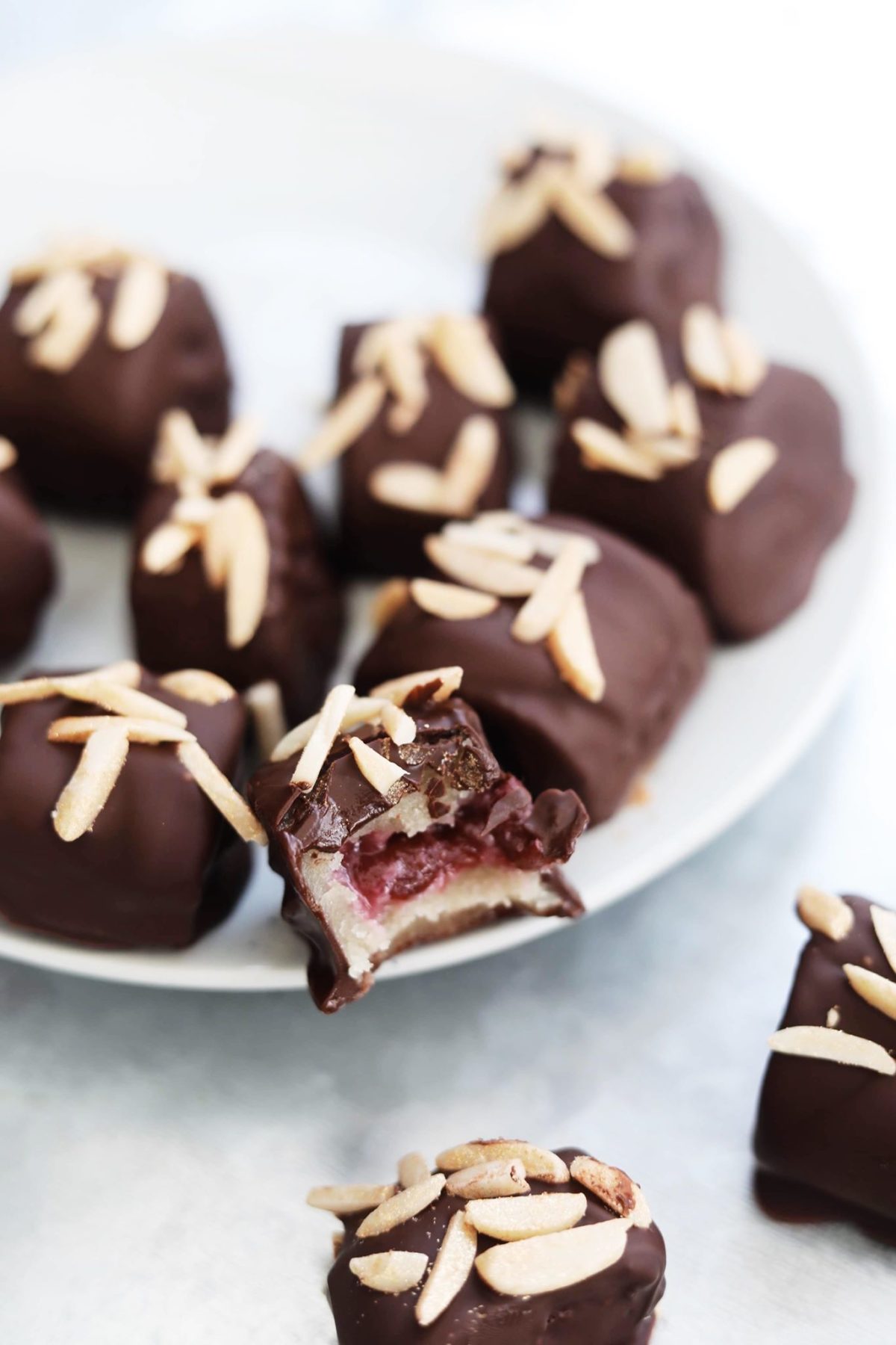 Hjemmelavet Toffifee - Opskrift på nemme hjemmelavede Toffifee