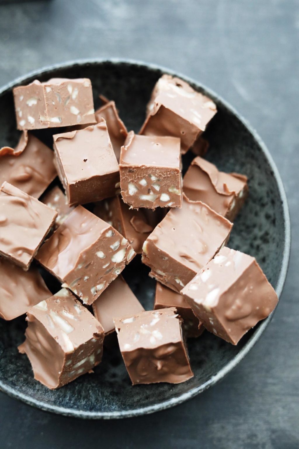 Hjemmelavet Toffifee - Opskrift på nemme hjemmelavede Toffifee