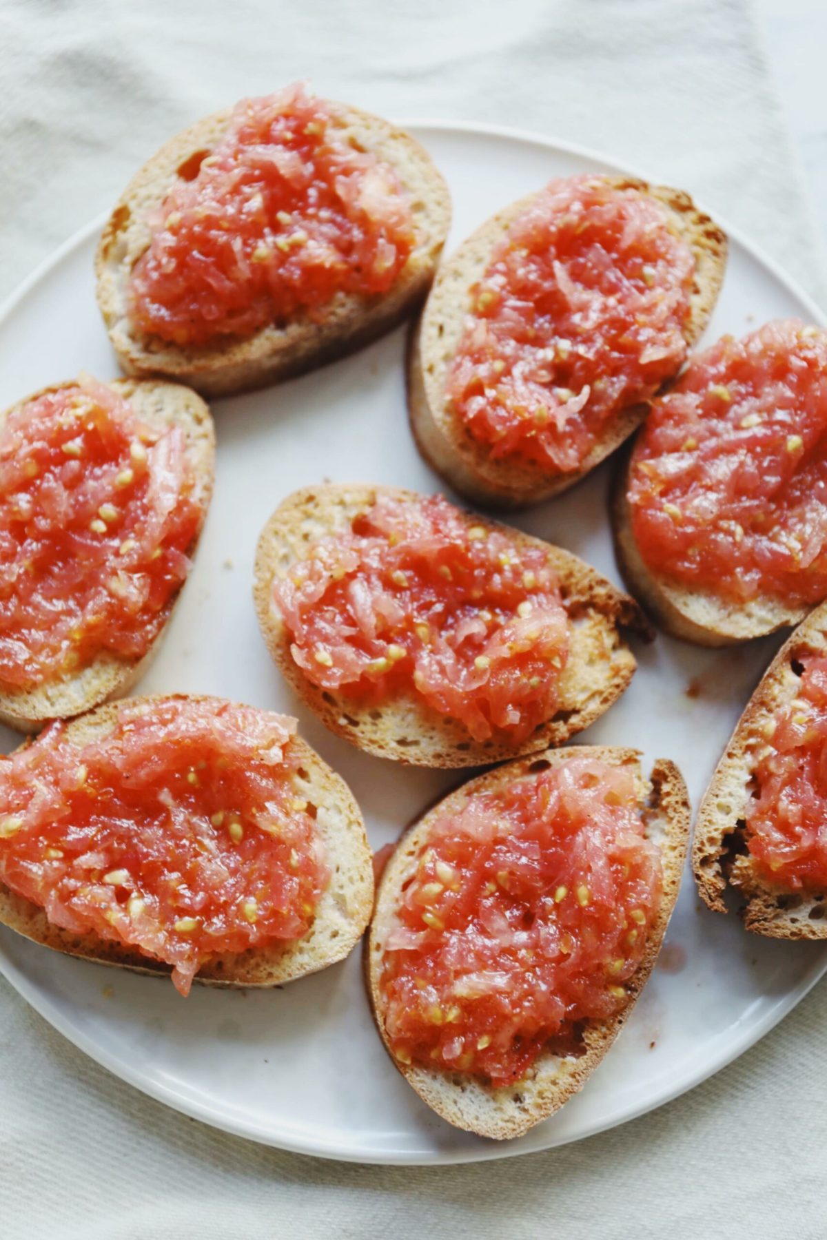 Pan con tomate - Spanske tapas brød med tomat og hvidløg
