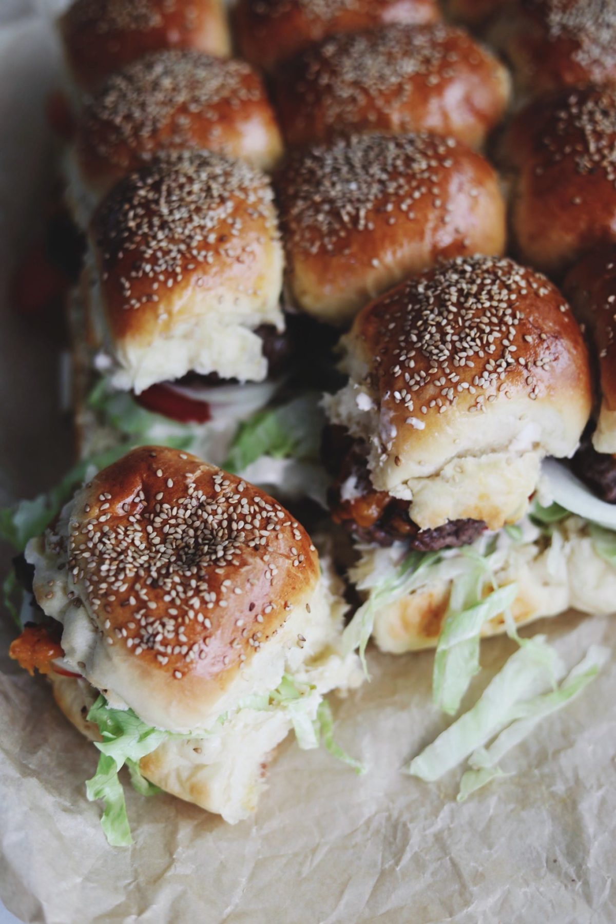 Pull apart cheeseburger - Opskrift på pull apart burgere/sliders