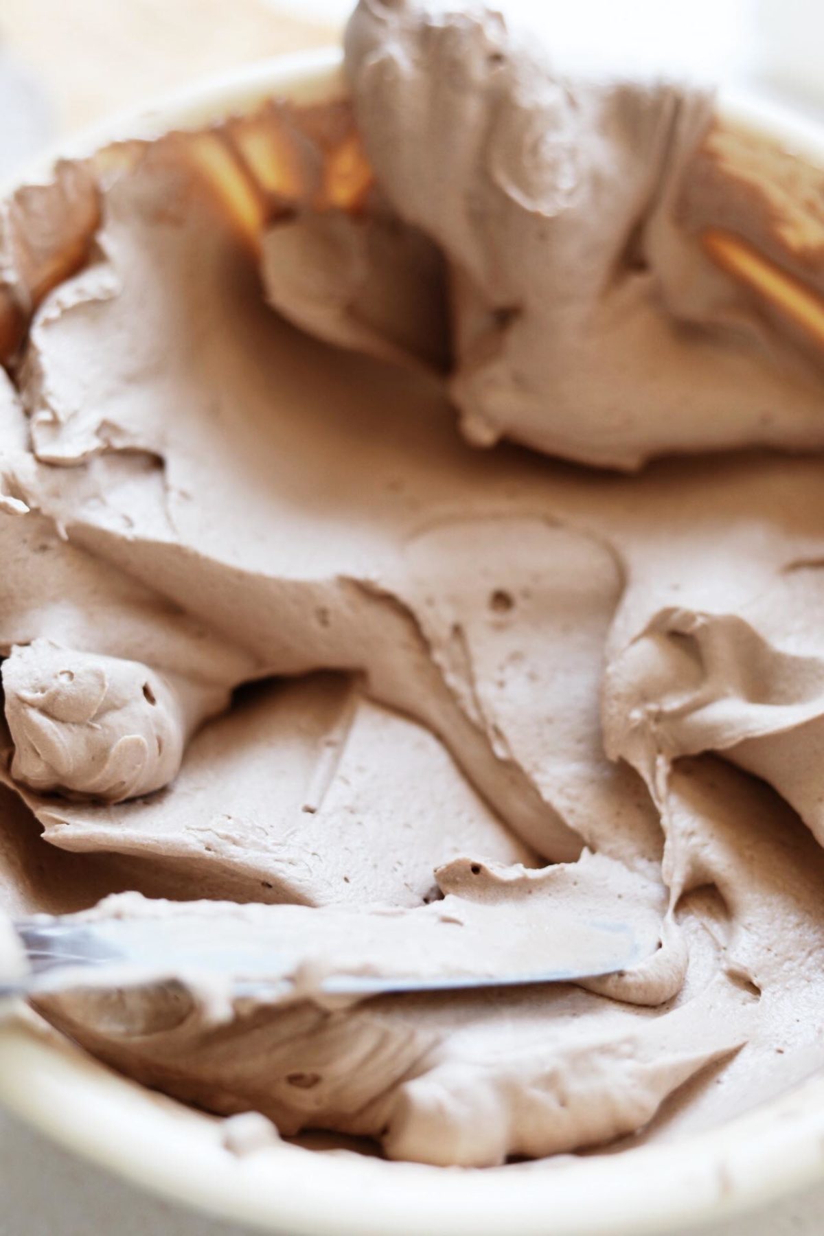 Roulade med chokoladecreme og hindbær - den bedste chokoladecreme Roulade med chokoladecreme og hindbær - den bedste chokoladecreme