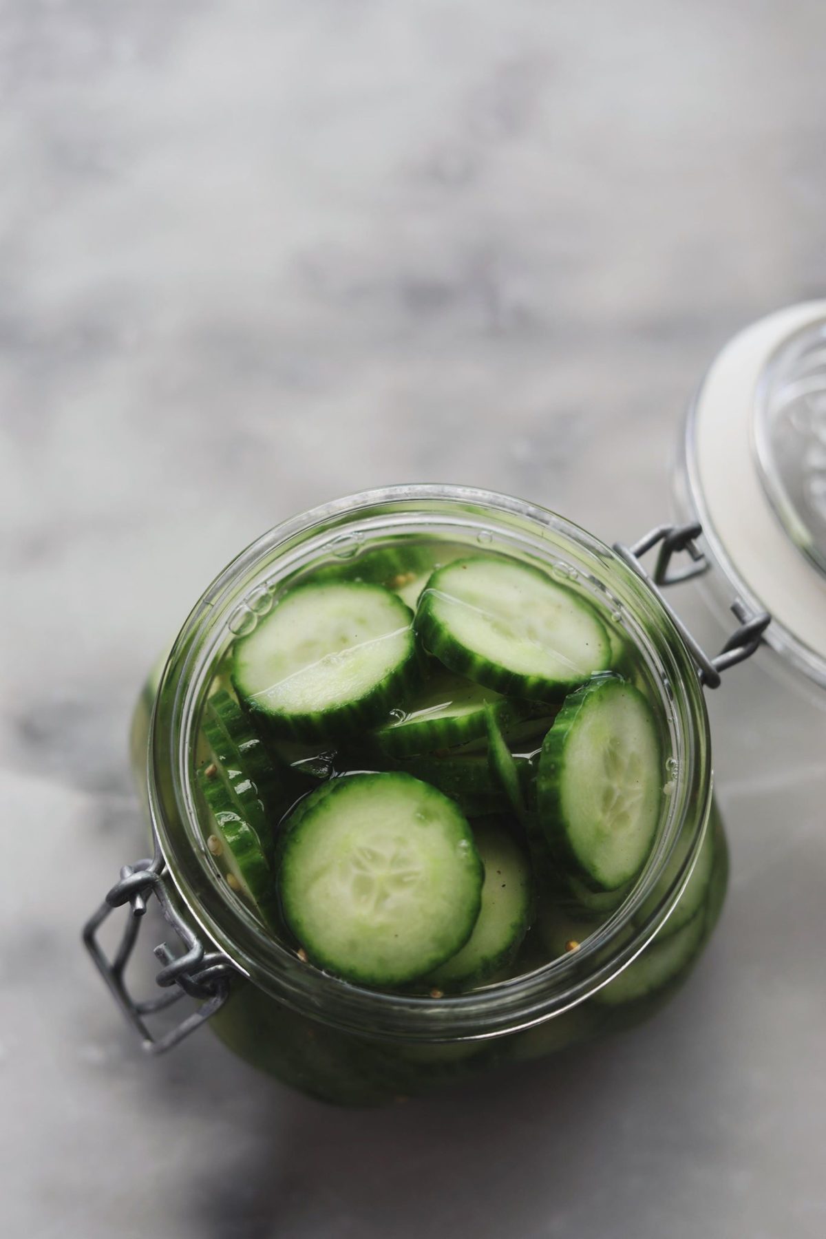 Syltede agurker - Opskrift på syltede agurker/agurkesalat