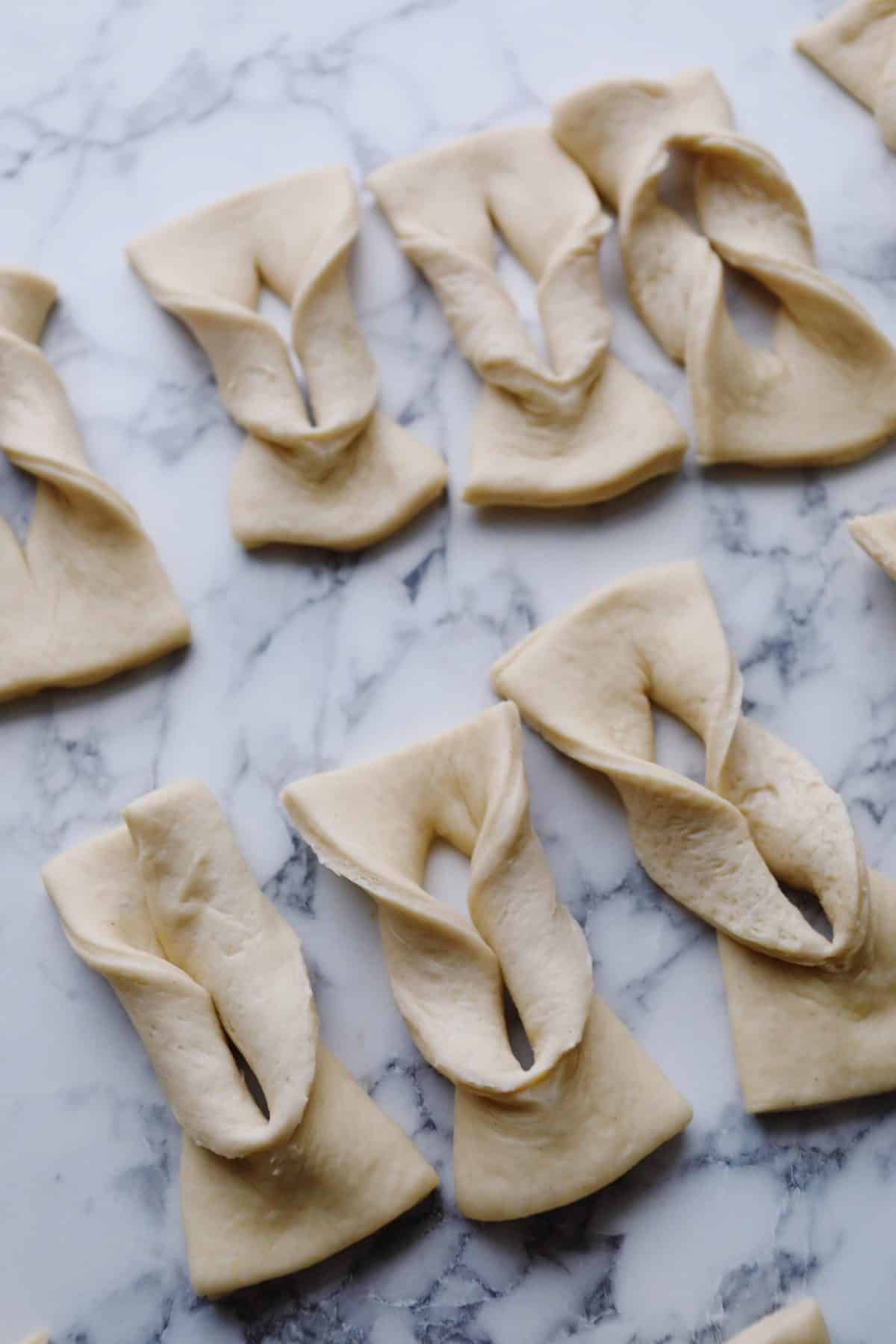 Norske klejner opskrift - Store bløde klejner med citronglasur