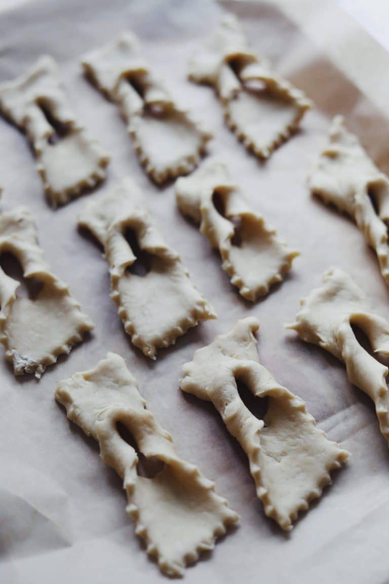 Danish klejner - Danish klejner: a traditional holiday treat