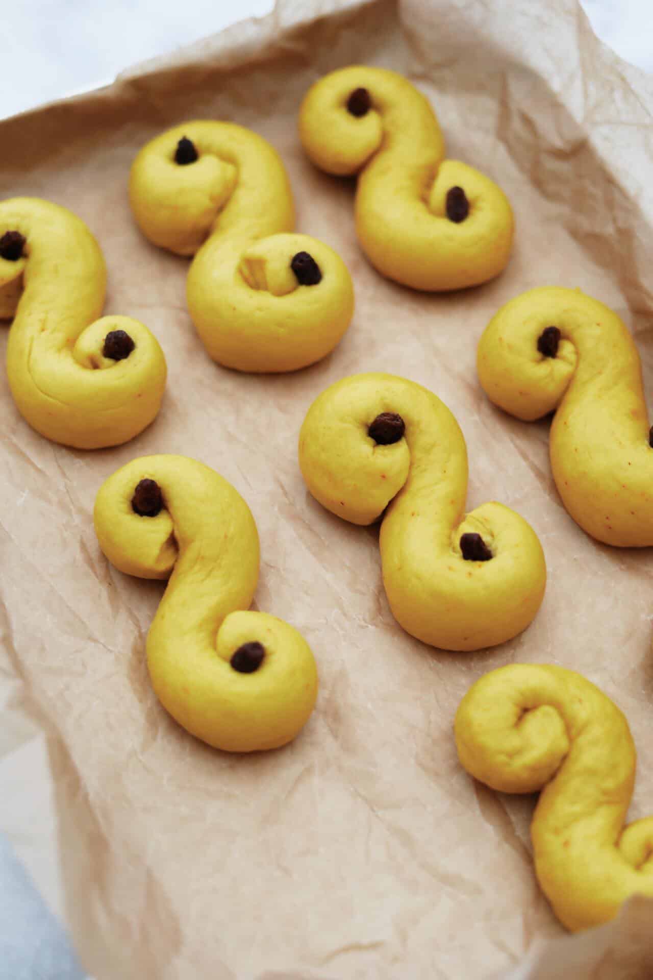 Recipe for delicious, soft and easy Swedish Lucia buns